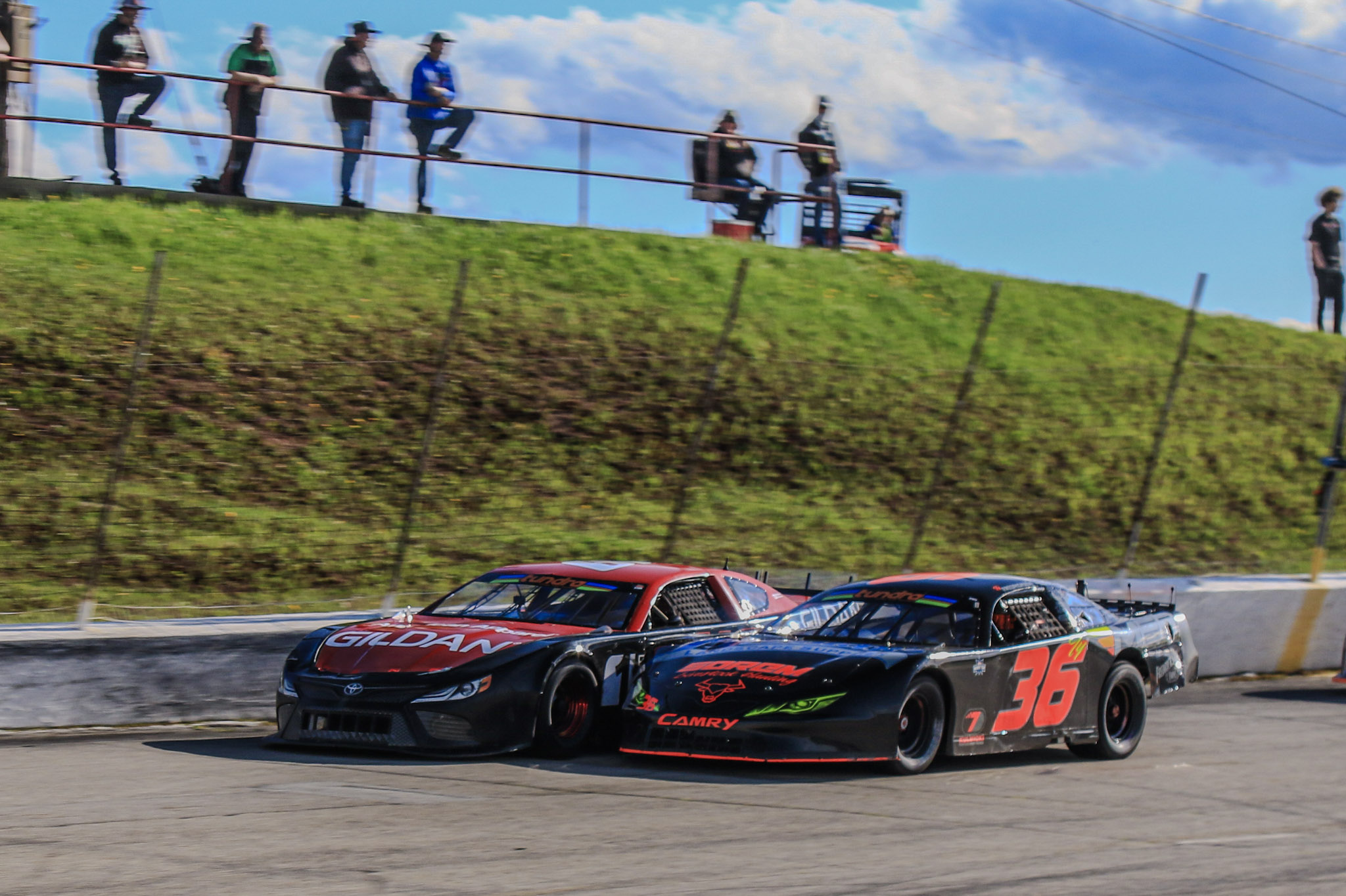 FREDRICKSON BATTLES TO FIRST TUNDRA VICTORY